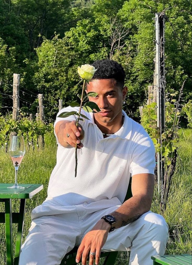 Dating a Dominican Man: What to Expect